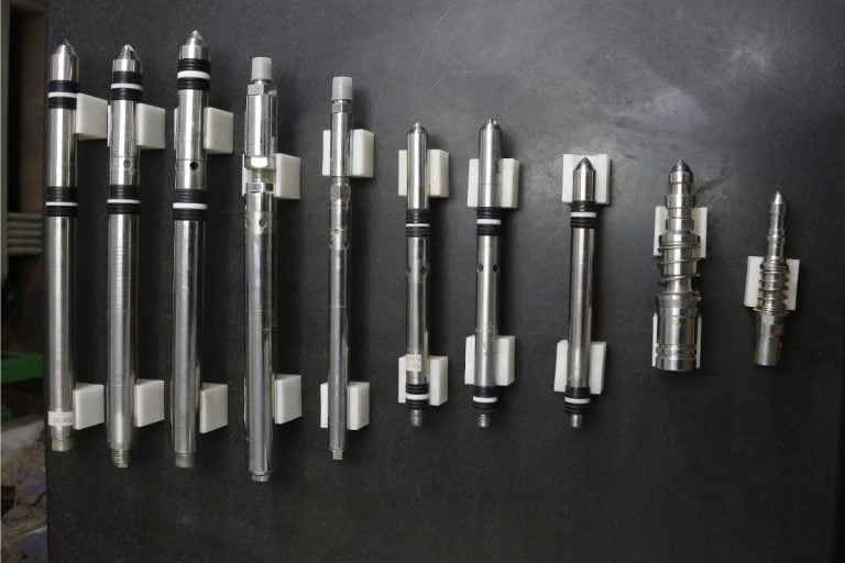 Side Pocket Mandrels | Oil & Gas Equipment Manufacturers